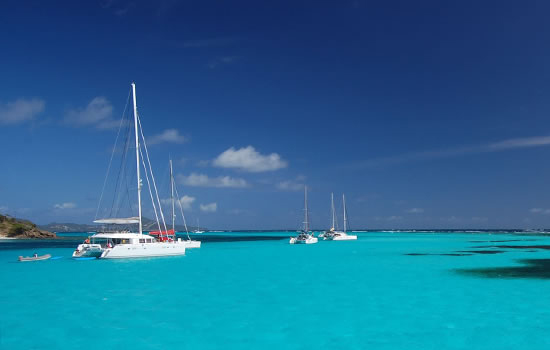 Yachtcharter ab Martinique 🌴 Segelyacht oder Katamaran